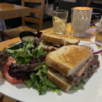 CORNER CAFE - Updated April 2024 - 1028 Photos & 1281 Reviews - 110 ...