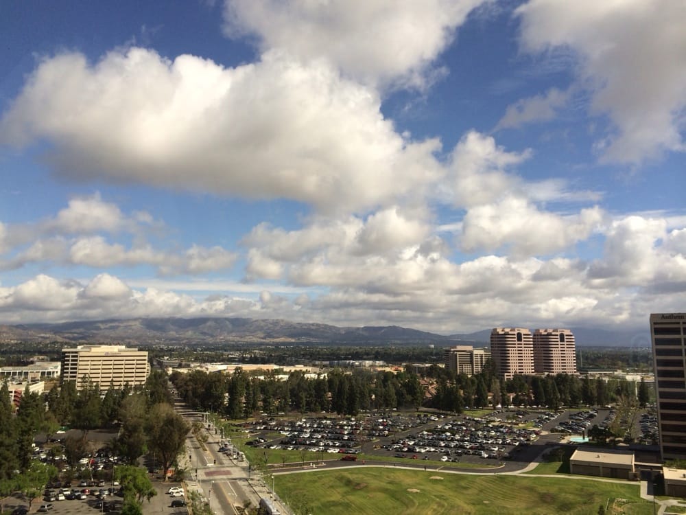 WARNER CENTER TOWER #6 - Updated July 2025 - 54 Photos - 21700 Oxnard ...