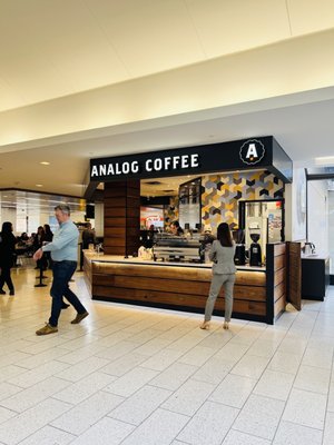 ANALOG COFFEE - Updated December 2025 - 24 Photos & 13 Reviews - 205 5 ...