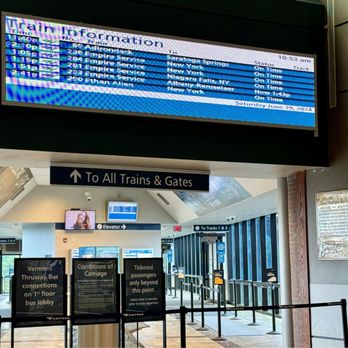 ALBANY-RENSSELAER AMTRAK STATION - Updated December 2025 - 131 Photos ...