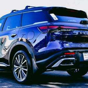 ALPINE NISSAN - Updated August 2025 - 11 Photos - 2400 W 104th Ave ...