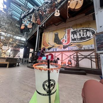 SECOND RODEO BREWING - Updated June 2024 - 369 Photos & 148 Reviews ...
