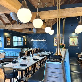 FALLING RABBIT - Updated October 2025 - 575 Photos & 161 Reviews - 3580 ...