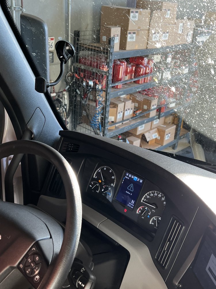 PRIME TRUCK SERVICE & WASH - Updated October 2025 - 220 Park Center Dr ...