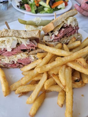 HAWGS DELI & BAR - Updated March 2026 - 32 Photos & 14 Reviews - 6795 ...