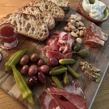 THE EXPAT - Updated June 2024 - 46 Photos & 68 Reviews - 1680 S Lumpkin ...