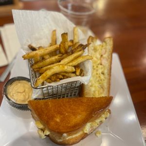 CAPTAIN GEORGES SEAFOOD RESTAURANT - Updated June 2024 - 1039 Photos ...