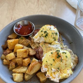 CAFE LIFT - Updated January 2025 - 193 Photos & 114 Reviews - 144 Kings ...