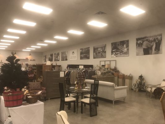 THE HAND ME UP SHOP - 17 Photos & 25 Reviews - 536 Sawdust Rd, Spring ...