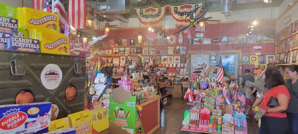 ROCKET FIZZ - Updated March 2024 - 32 Photos & 30 Reviews - 5166 N ...