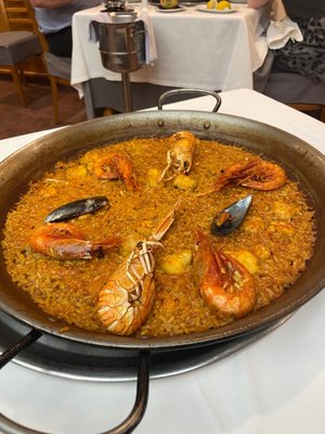 CASA ROBERTO - Updated August 2024 - 77 Photos & 34 Reviews - Carrer ...