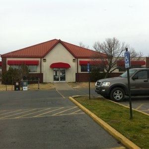 BENTONVILLE COMMUNITY CENTER - Updated April 2025 - 19 Reviews - 1101 ...