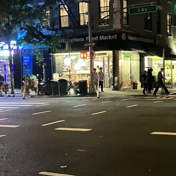 HAMPTONS FRESH DELI - Updated December 2025 - 21 Photos - 217 1st Ave ...