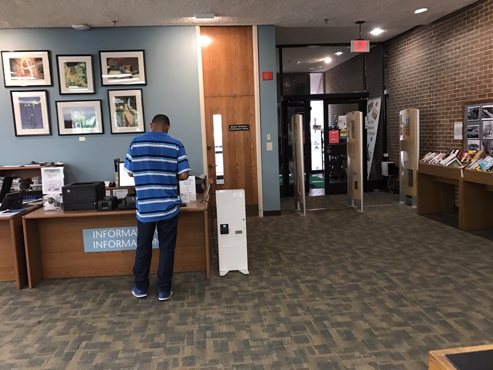 DALLAS PUBLIC LIBRARY - LAKEWOOD BRANCH - Updated July 2025 - 30 Photos ...