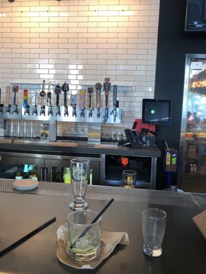 THE EIGHT BAR - 195 Photos & 84 Reviews - Gastropubs - 788 S Grand Ave ...