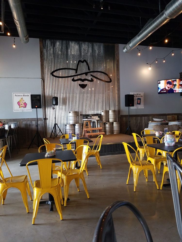 BANDERA BREWERY - 49 Photos & 21 Reviews - Bars - 3540 State Hwy 16 S ...