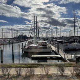 SURF RIDER EAST BEACH - Updated January 2026 - 217 Photos & 97 Reviews ...