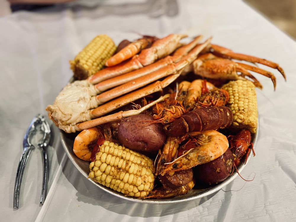 CRAB STATION - DEEP ELLUM - Updated February 2025 - 436 Photos & 274 ...