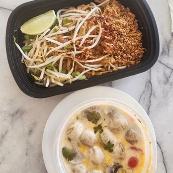 SI LOM THAI ASIAN FUSION - Updated January 2025 - 587 Photos & 670 ...