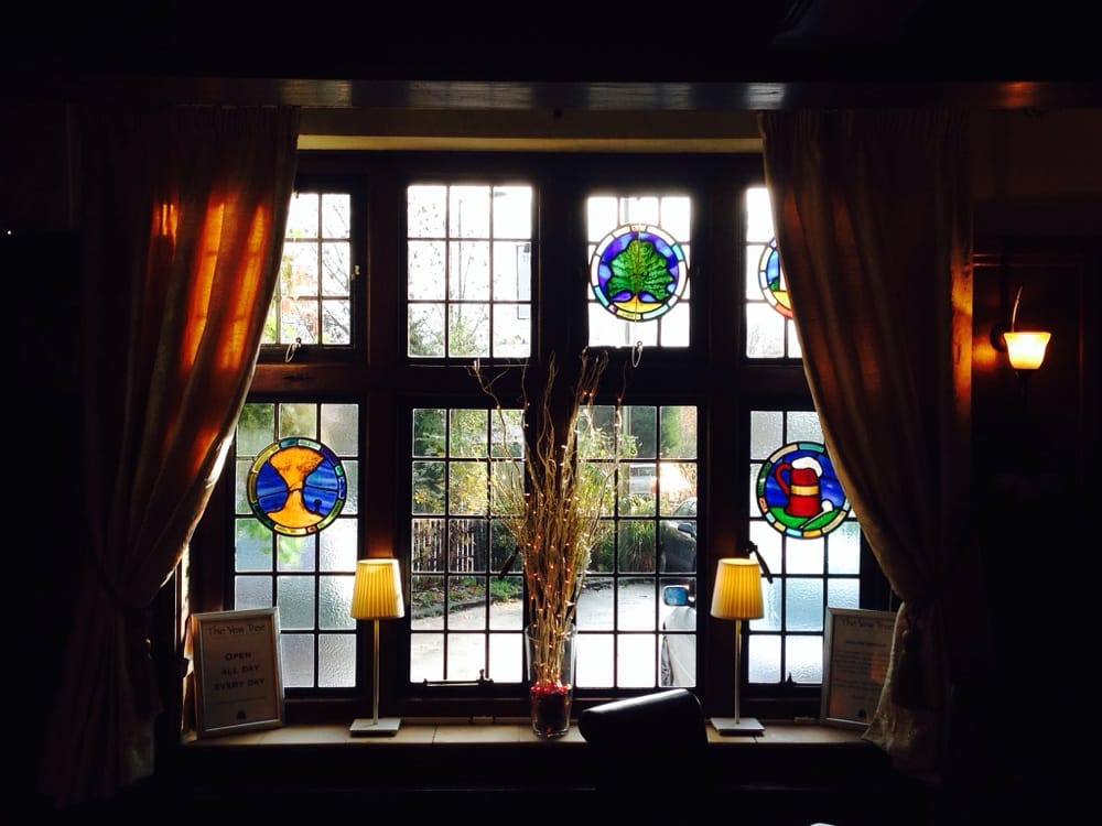 YEW TREE - Updated December 2025 - Reigate Hill, Reigate, Surrey ...