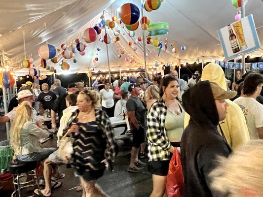 BEACHY’S - Updated October 2025 - 96 Photos & 63 Reviews - 6567 Main St ...