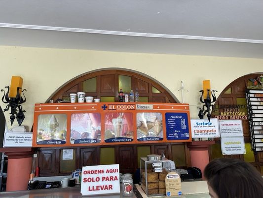 DULCERÍA Y SORBETERÍA COLÓN SUCURSAL MONTEJO - Updated November 2024 ...