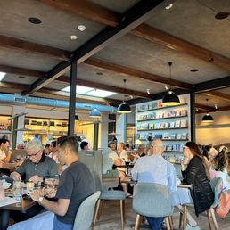 REDD - Updated October 2025 - 583 Photos & 282 Reviews - 24 Winthrop St ...