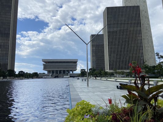 EMPIRE STATE PLAZA CONCOURSE - Updated September 2024 - 109 Photos & 18 ...