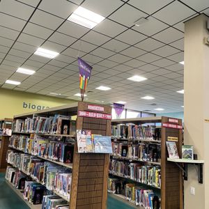 METUCHEN LIBRARY - Updated July 2025 - 11 Reviews - 480 Middlesex Ave ...