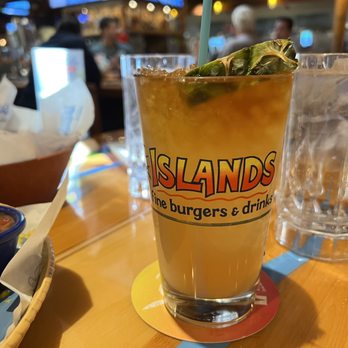 ISLANDS RESTAURANT - Updated June 2024 - 310 Photos & 390 Reviews - 105 ...