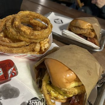 GRINDHOUSE KILLER BURGERS - Updated September 2025 - 466 Photos & 405 ...