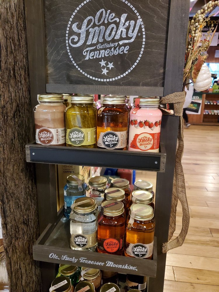 MACADOODLES - 17 Photos & 28 Reviews - Beer, Wine & Spirits - 483 ...