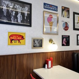 MILKMAN - Updated January 2026 - 327 Photos & 207 Reviews - 1106 Race ...