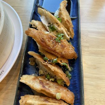 UNCLE DUMPLING - Updated December 2024 - 966 Photos & 438 Reviews ...