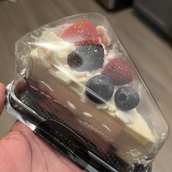 KK’S CAFE & CAKERY - Updated December 2025 - 56 Photos & 75 Reviews ...