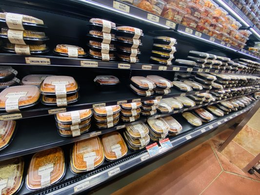 UNCLE GIUSEPPE’S MARKETPLACE - Updated October 2025 - 303 Photos & 121 ...