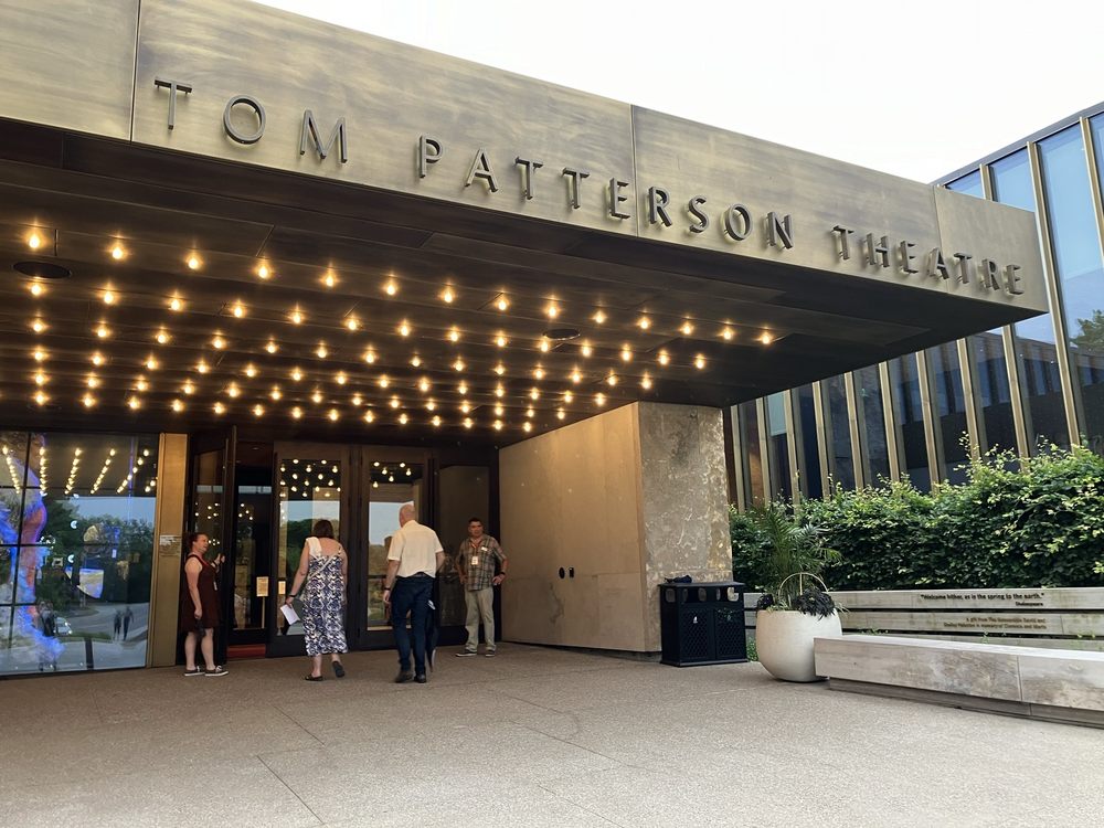 TOM PATTERSON THEATRE - Updated January 2025 - 33 Photos - 111 Lakeside ...