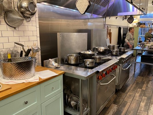 BALTIMORE CHEF SHOP - Updated September 2025 - 405 Photos & 160 Reviews ...