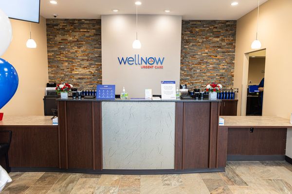 WELLNOW URGENT CARE - Updated October 2025 - 18 Photos - 11 Maple Ave ...