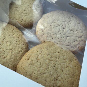 A & K CAKE SHOP - Updated December 2025 - 44 Photos & 52 Reviews - 6817 ...