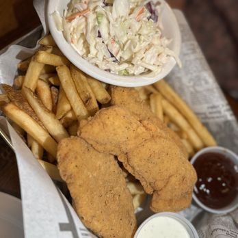 CASCADE LODGE & RESTAURANT - Updated August 2025 - 152 Photos & 140 ...