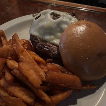 HAMILTON’S BAR & GRILL - 90 Photos & 287 Reviews - 233 2nd St NW ...