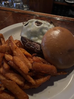 HAMILTON’S BAR & GRILL - 84 Photos & 278 Reviews - 233 2nd St NW ...