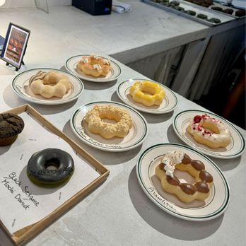 KIN BAKESHOP - Updated August 2024 - 425 Photos & 158 Reviews - 199 S ...