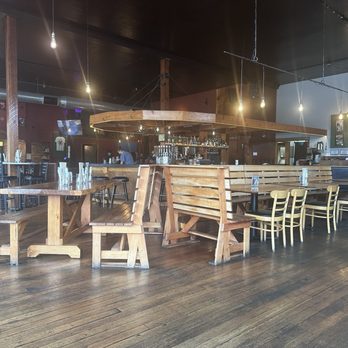 PLANK TOWN BREWING CO - Updated December 2025 - 332 Photos & 518 ...