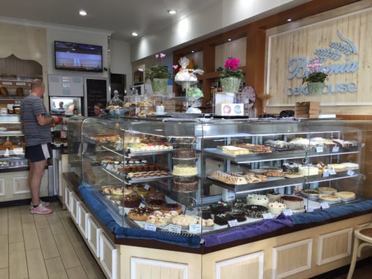 BORONIA BAKEHOUSE - Updated January 2026 - 16 Photos - 95a Pittwater Rd ...
