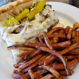 STAYMAKER AT JOURNEYMAN DISTILLERY - Updated July 2024 - 389 Photos ...