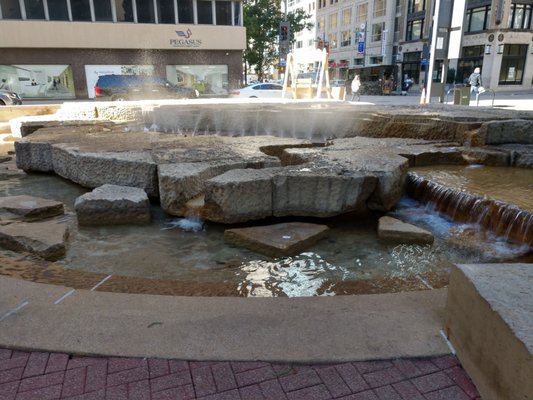PEGASUS PLAZA 【24 Photos】 1500 Main St, Dallas, Texas - Parks - Yelp