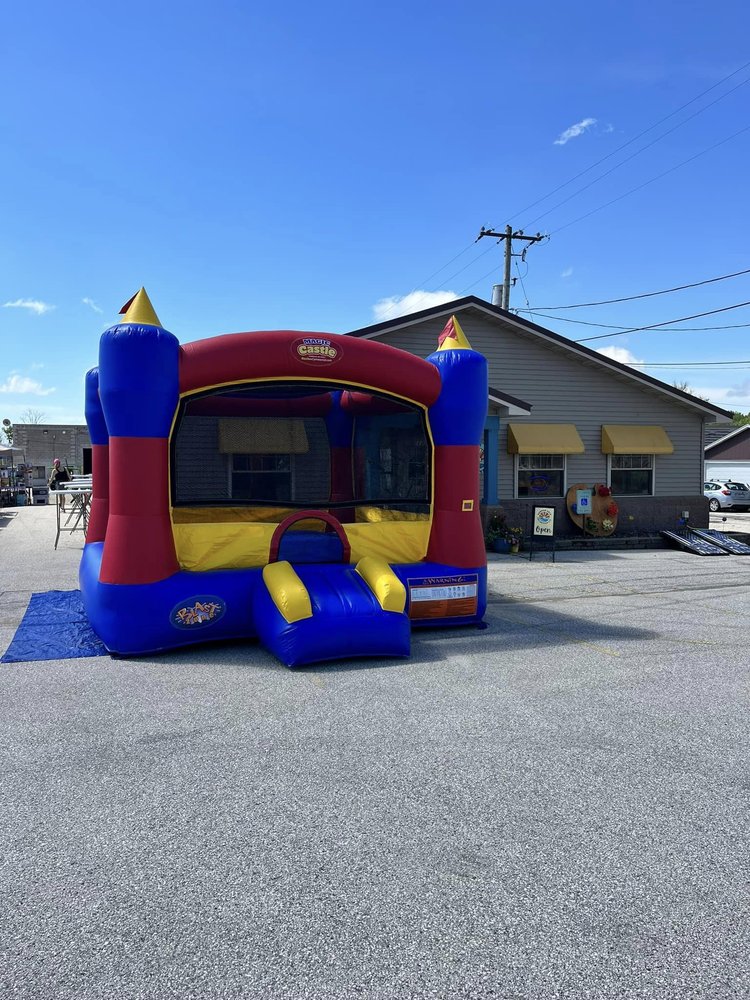 RANDOM LAKE ENTERTAINMENT DISTRICT - Updated December 2025 - 17 Photos ...