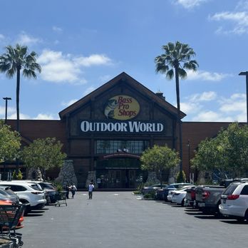 BASS PRO SHOPS - Updated June 2024 - 207 Photos & 79 Reviews - 71 ...